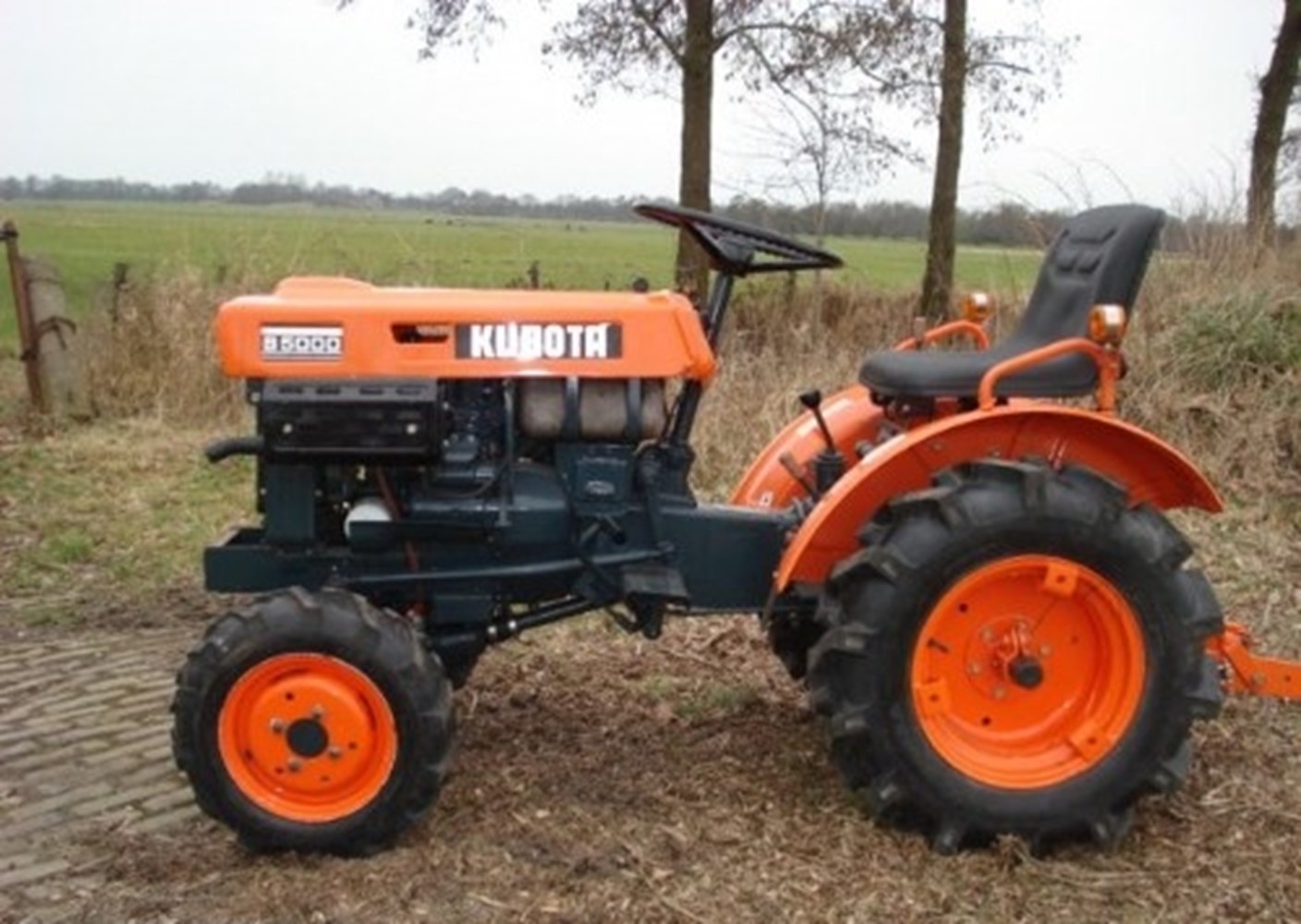 Minitractors Kubota, Iseki, Yanmar